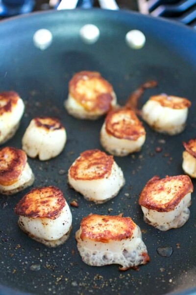 Seared Sea Scallops Recipe w/ Tomato Red Onion Balsamic Salsa