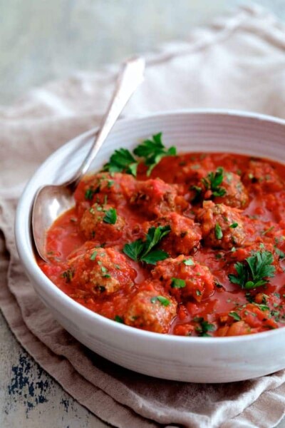 Middle Eastern Meatball in Tomato Sauce Recipe