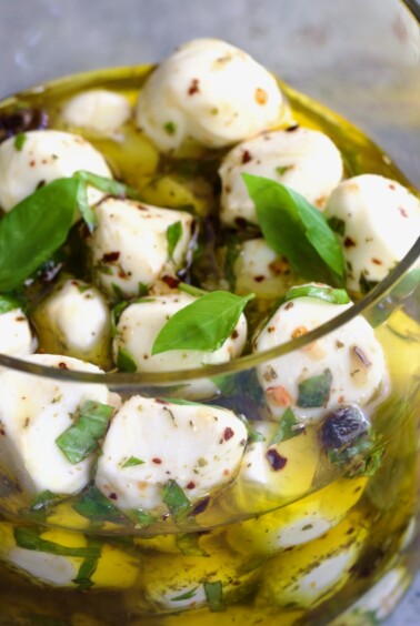Marinated Mozzarella Balls (Bocconcini) Recipe
