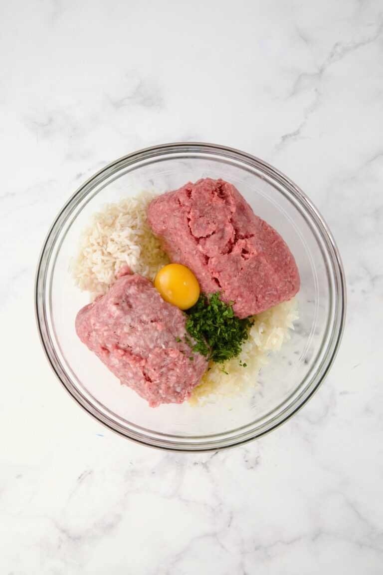 Delicious Golumpki Recipe: Traditional Polish Cabbage Rolls