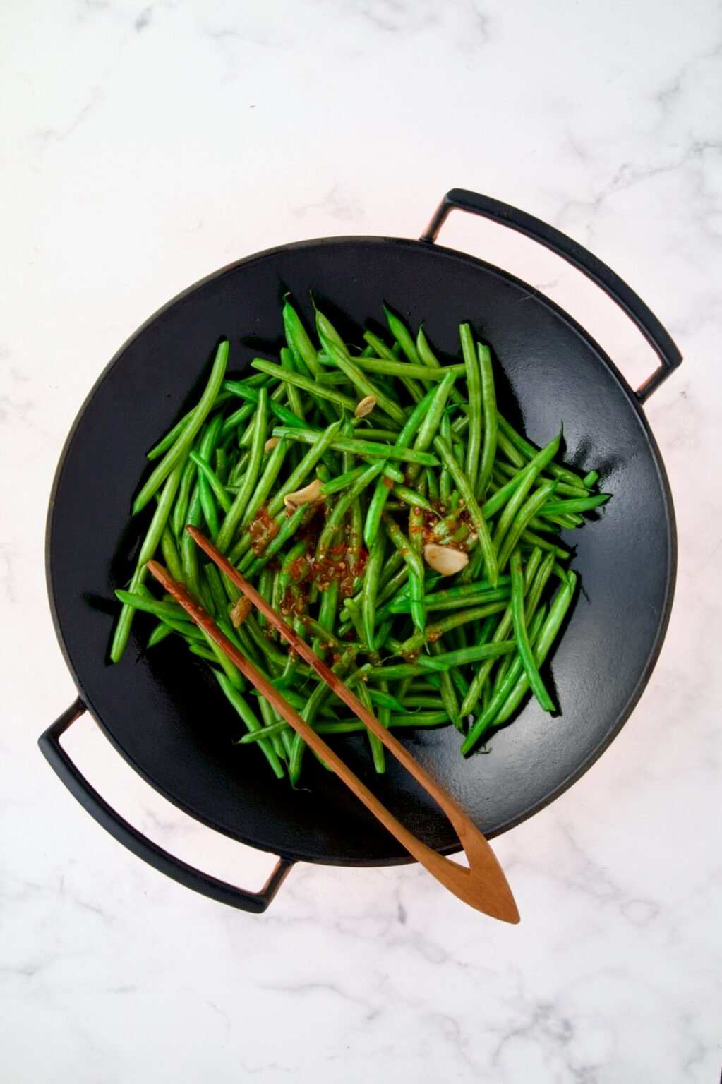 Delicious Thai Green Beans: Sweet and Spicy Side Dish