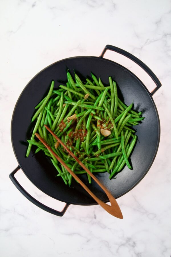 Delicious Thai Green Beans: Sweet and Spicy Side Dish