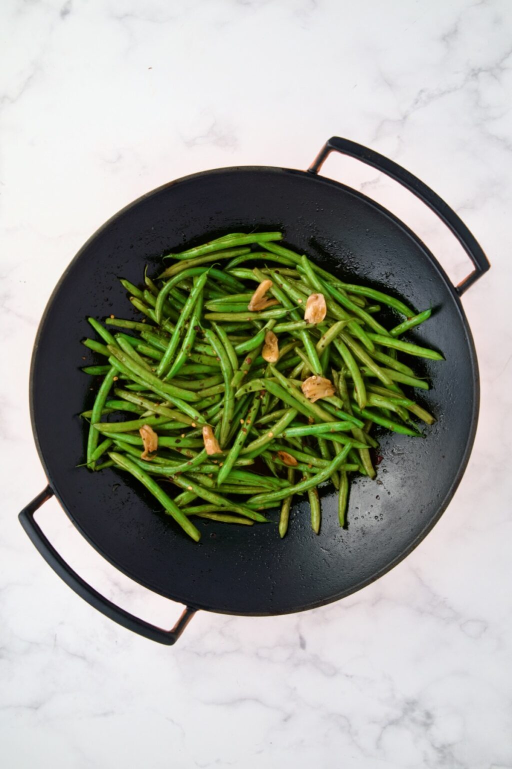 Delicious Thai Green Beans: Sweet and Spicy Side Dish