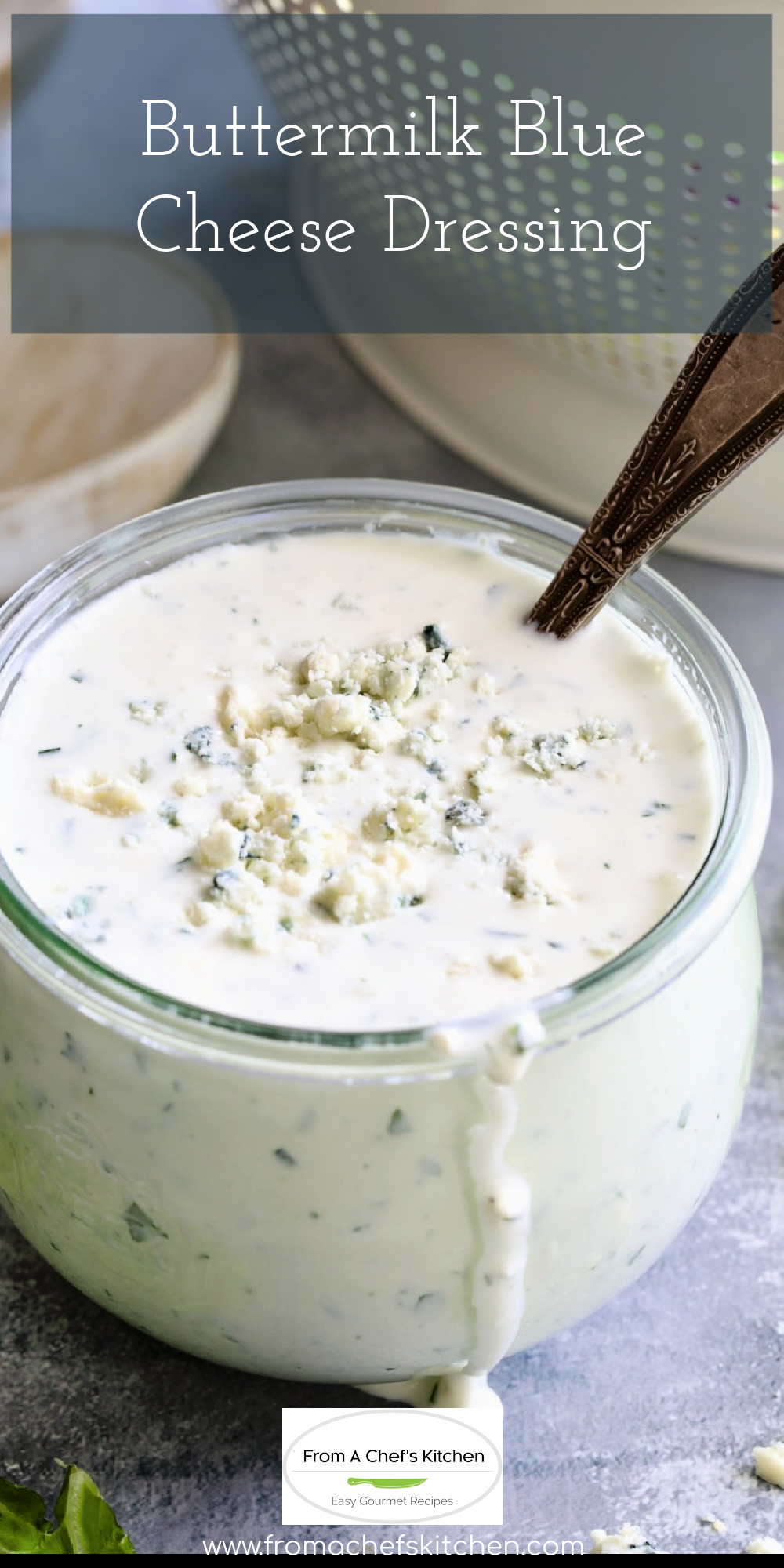 Delicious Homemade Blue Cheese Dressing Recipe