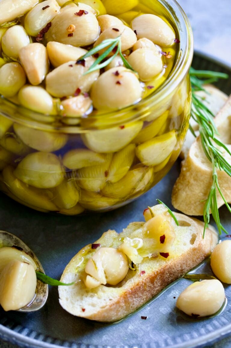 How to Make Garlic Confit: A Step-by-Step Guide