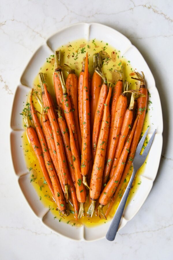 Delicious Hot Honey Carrots: Effortless and Elegant