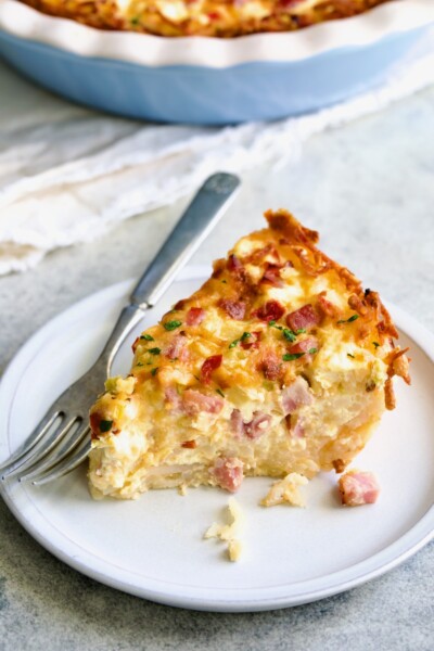 Savory Brunch Delight: Quiche with Hash Brown Potato Crust