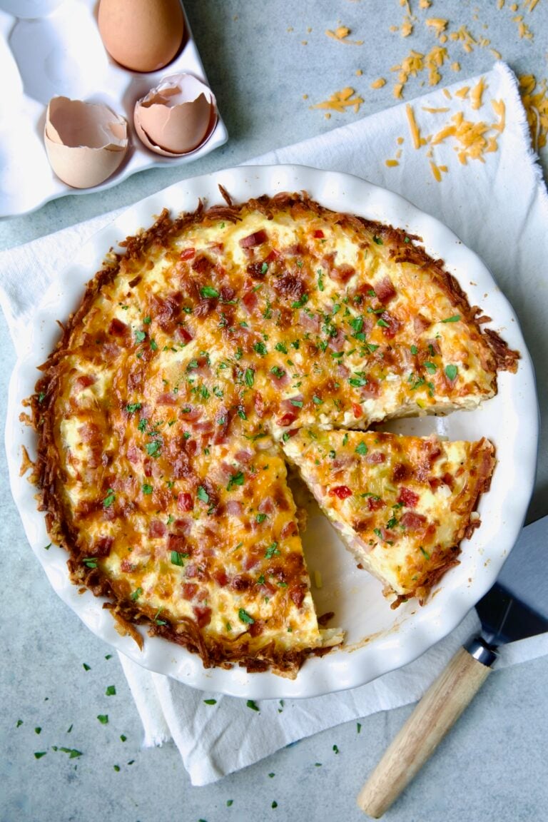 Savory Brunch Delight: Quiche with Hash Brown Potato Crust