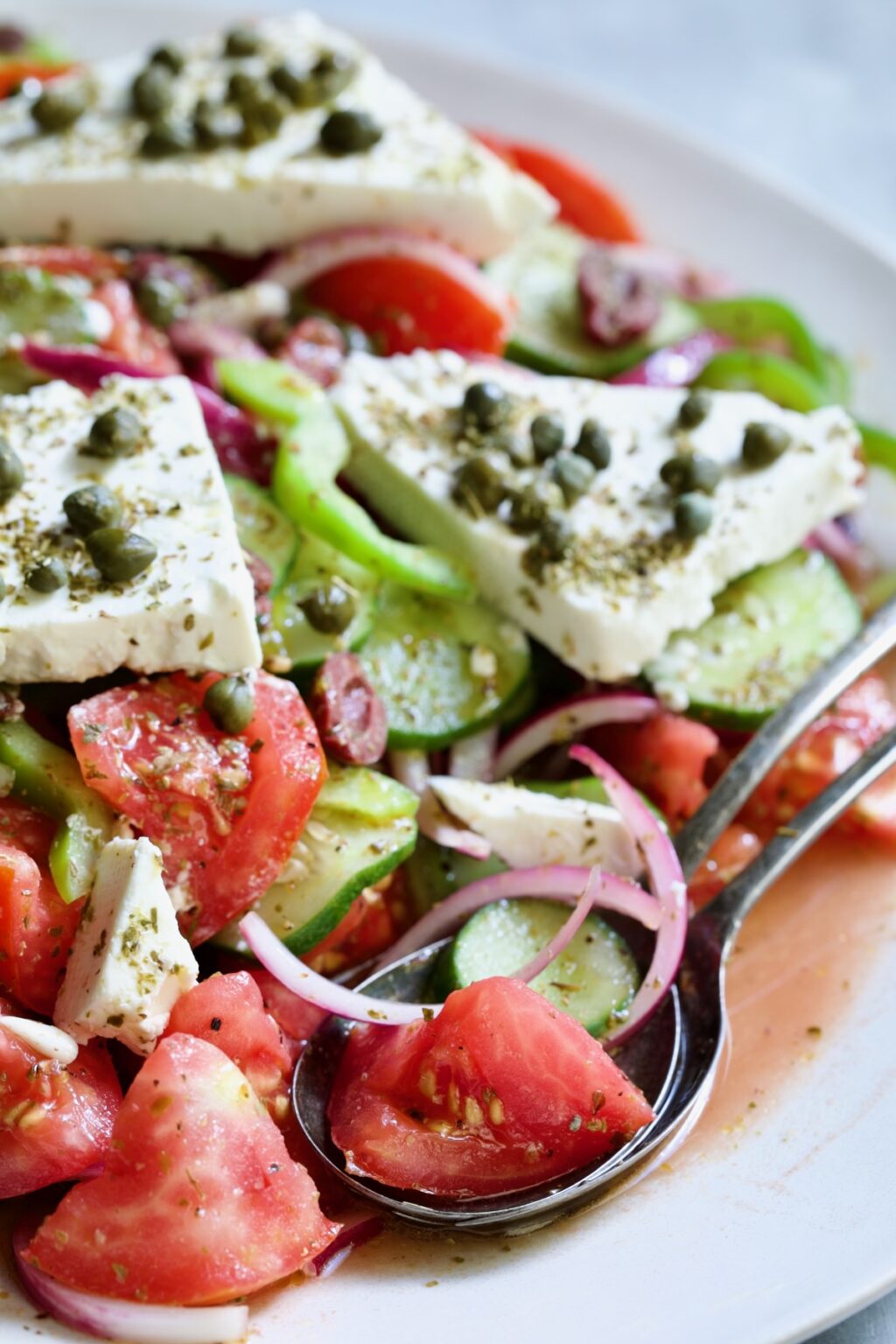 Classic Greek Salad (Horiatiki): A Taste of Greece