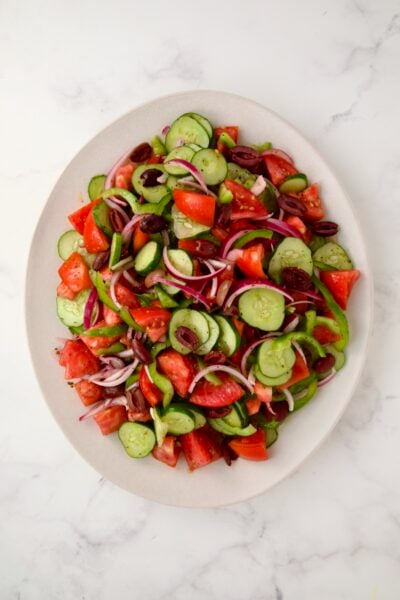 Classic Greek Salad (Horiatiki): A Taste of Greece